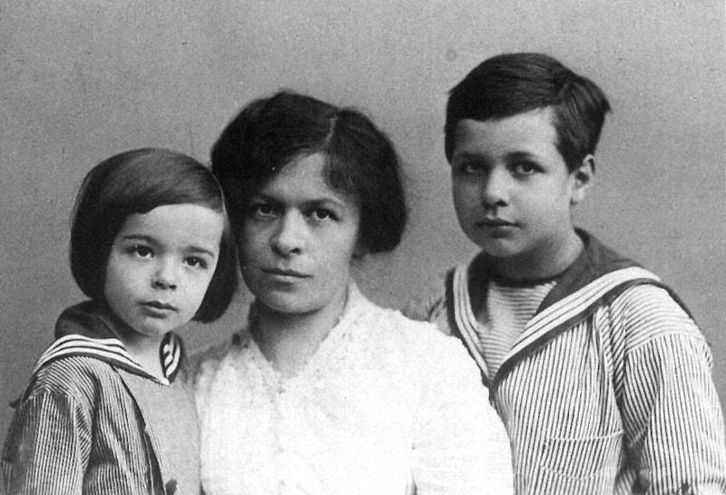 Einstein Y Sus Hijos Nadie Es Perfecto Ciencia Histórica